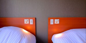 Quarto Twin Superior, não fumadores | Edredões de penas, secretária, Wi-fi grátis 