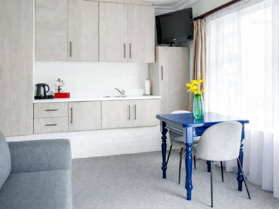 Quarto família, 1 quarto | Frigobar, roupa de cama
