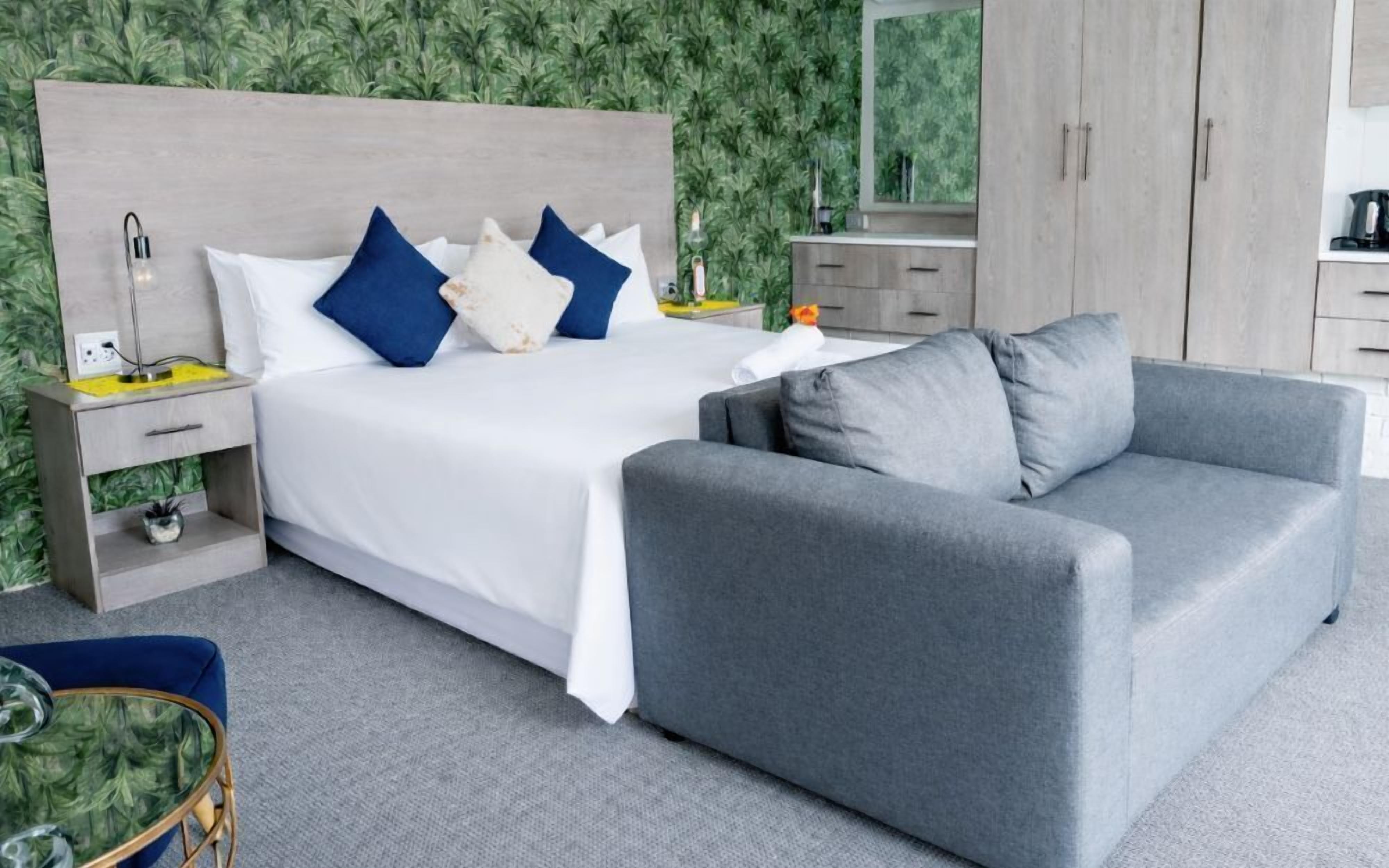 Quarto família, 1 quarto | Frigobar, roupa de cama