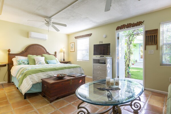 Secluded Cottage Close To Town W/ Hot Tub - 棕櫚泉