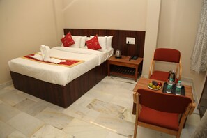 Quarto Duplo ou Twin Standard | Camas de colchão viscoelástico, secretária 