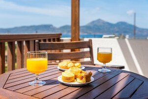 Quarto superior, vista para o mar (1st Floor) | Cofres nos quartos, quartos à prova de som