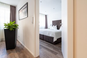 Suíte elite (Hofburg) | Roupas de cama premium, edredons de pluma, camas Tempur-Pedic