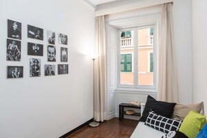 Quarto Familiar, casa de banho partilhada | Secretária, quartos insonorizados, ferro/tábua de engomar 