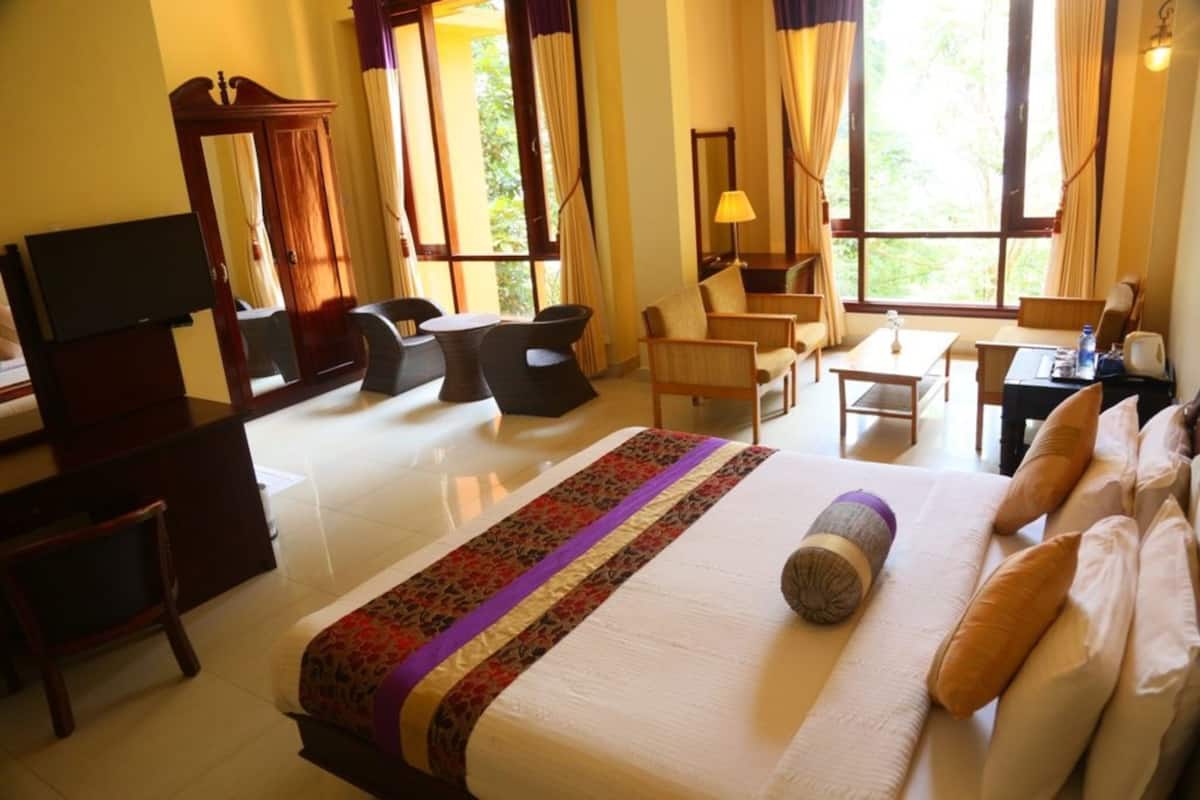 Suite de Luxo | 1 quarto, roupa de alta qualidade, secretária, ferro/tábua de engomar