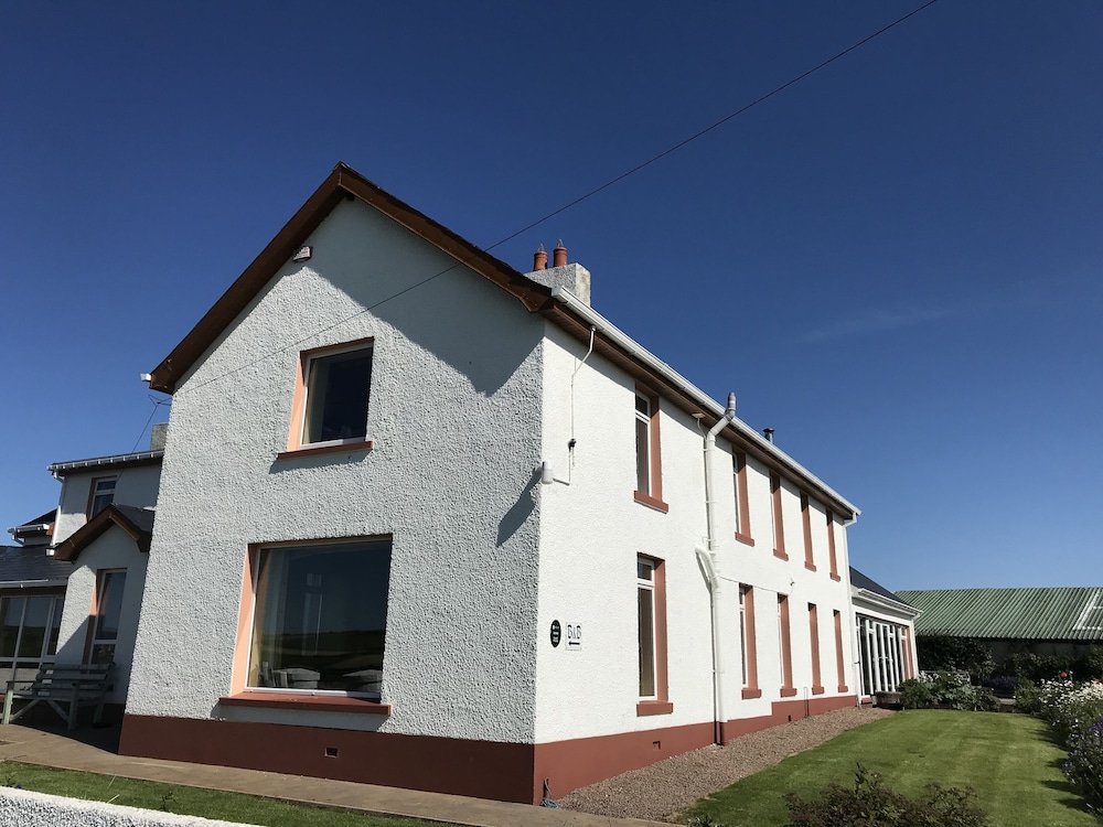 Carnside Guest House - Northern Ireland