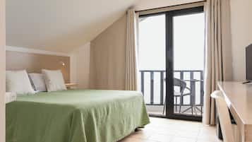 Quarto Duplo, vista para o mar (1st Floor) | Secretária, quartos insonorizados, Wi-fi grátis