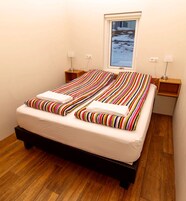 Casa de campo conforto, 3 quartos | 1 quarto, berços grátis, Wi-Fi de cortesia, roupa de cama