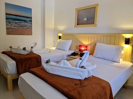 Roupa de alta qualidade, minibar, com decoração personalizada