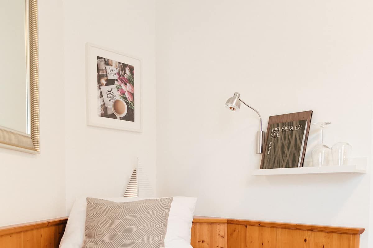Quarto Individual Superior | 1 quarto, minibar, cofre no quarto, Wi-fi grátis