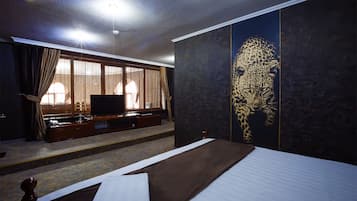 Suite Premium, 1 cama king-size | 1 quarto, minibar, cofre no quarto, secretária