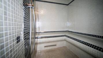 Banho turco, tratamentos corporais, massagens de pedras quentes