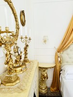 Suite Júnior | Lençóis italianos Frette, roupa de alta qualidade, edredões de penas 