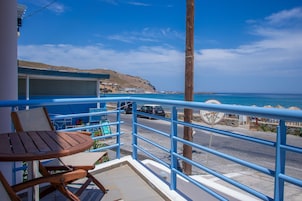 Quarto quádruplo panorâmico, 1 quarto, vista para o mar | Vista da sacada