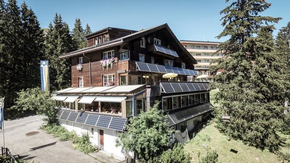 Fachada da propriedade