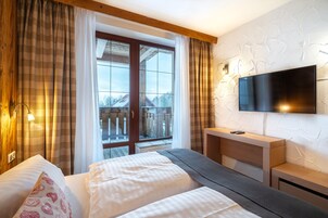 Apartamento, 1 quarto, sacada, vista para o resort (in Residence Building) | 1 quarto, Wi-Fi de cortesia, roupa de cama