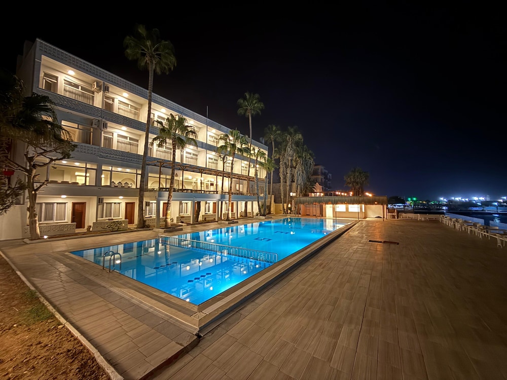 Lades Hotel - Mersin