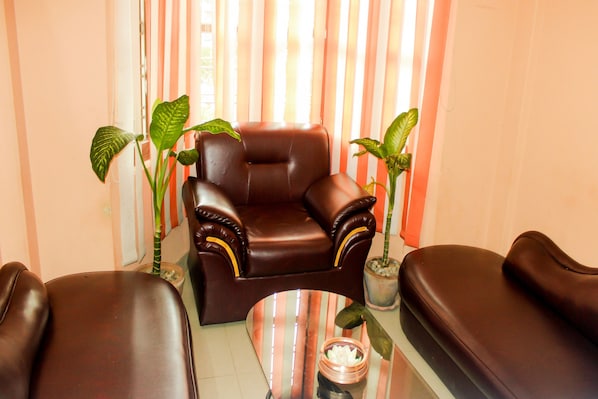 Área de estar no saguão