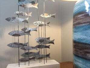 Quarto Duplo Deluxe, 1 cama king-size | Roupa de alta qualidade, com mobília individualizada, secretária 