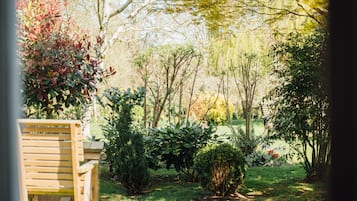 Quarto Duplo Superior, casa de banho anexa, vista para o jardim | 1 quarto