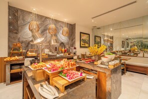 Pequeno-almoço tipo buffet diário incluído 