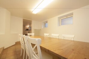 Apartamento (Ferienhaus 10friends) | Opções para refeição no quarto