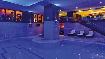 Piscina interior