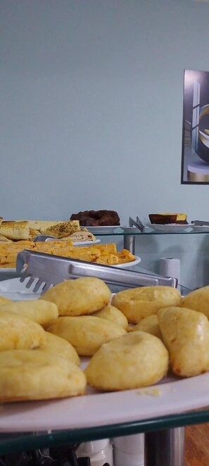Pequeno-almoço tipo buffet diário incluído 