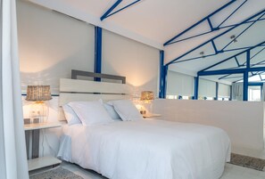 Penthouse Exclusiva, 1 quarto, não fumadores, terraço | 1 quarto, roupa de alta qualidade, com decoração personalizada 