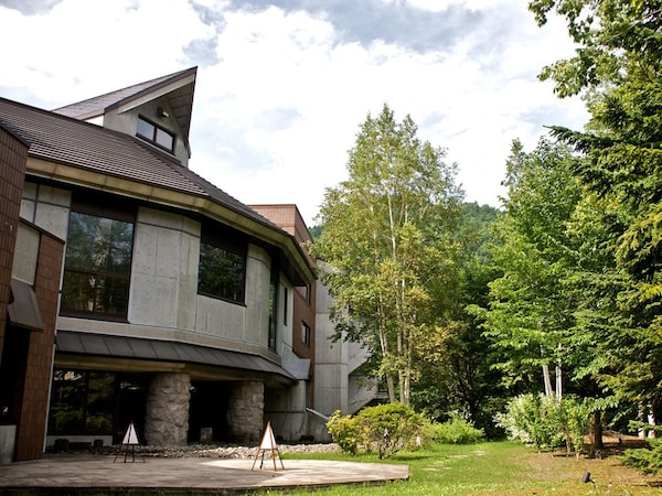 定山溪翠山亭俱乐部日式旅馆 - 札幌市