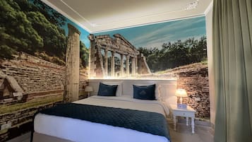 Suíte júnior, sacada, vista para o mar (One King Bed & Two Single SofaBeds) | 1 quarto, lençóis italianos Frette, roupas de cama premium