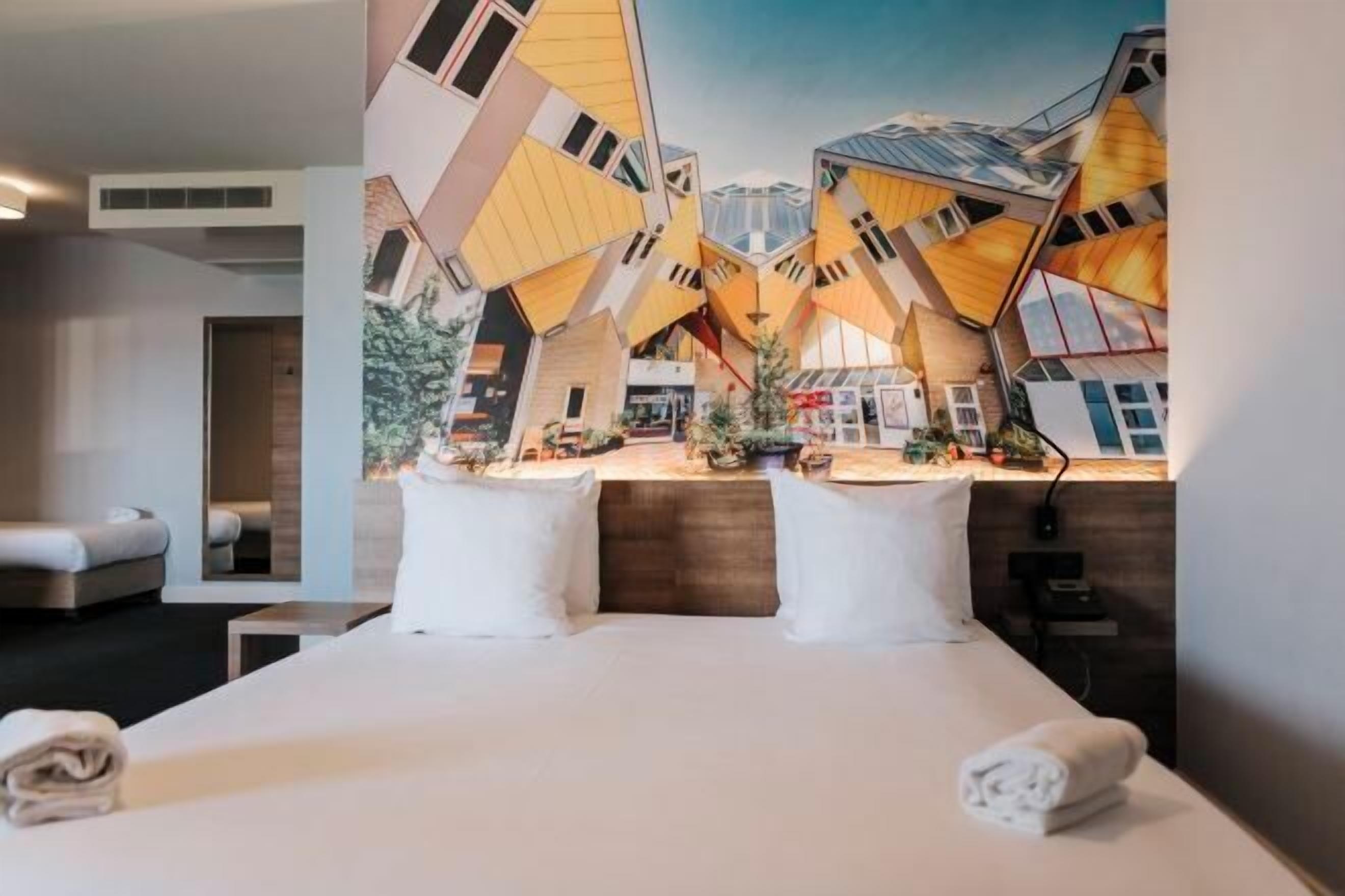 Cofres nos quartos, ferros/tábuas de passar roupa, Wi-Fi de cortesia