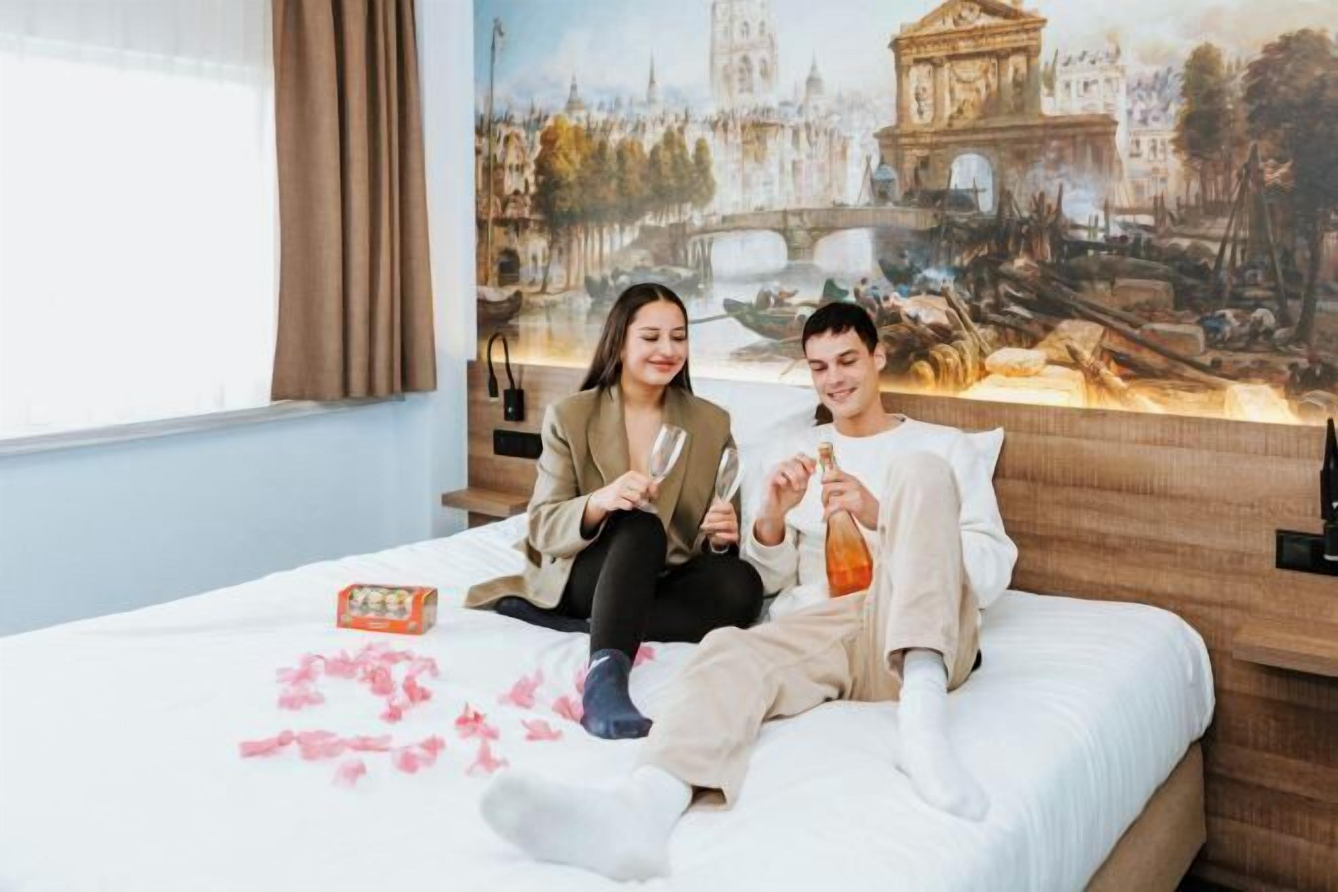 Cofres nos quartos, ferros/tábuas de passar roupa, Wi-Fi de cortesia