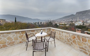 Quarto triplo, terraço | Sacada