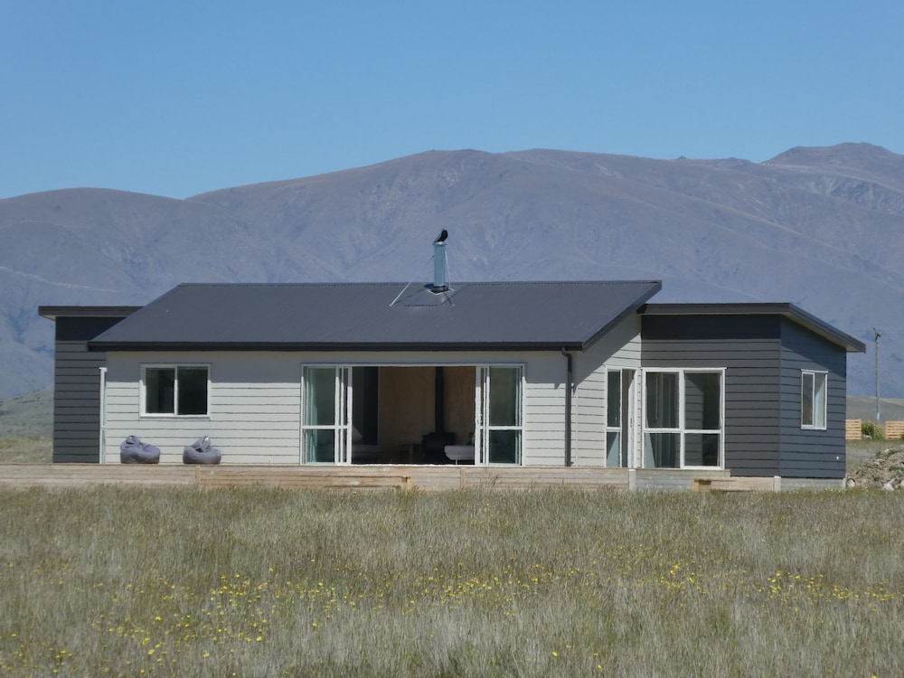 Manuka Retreat - West Coast