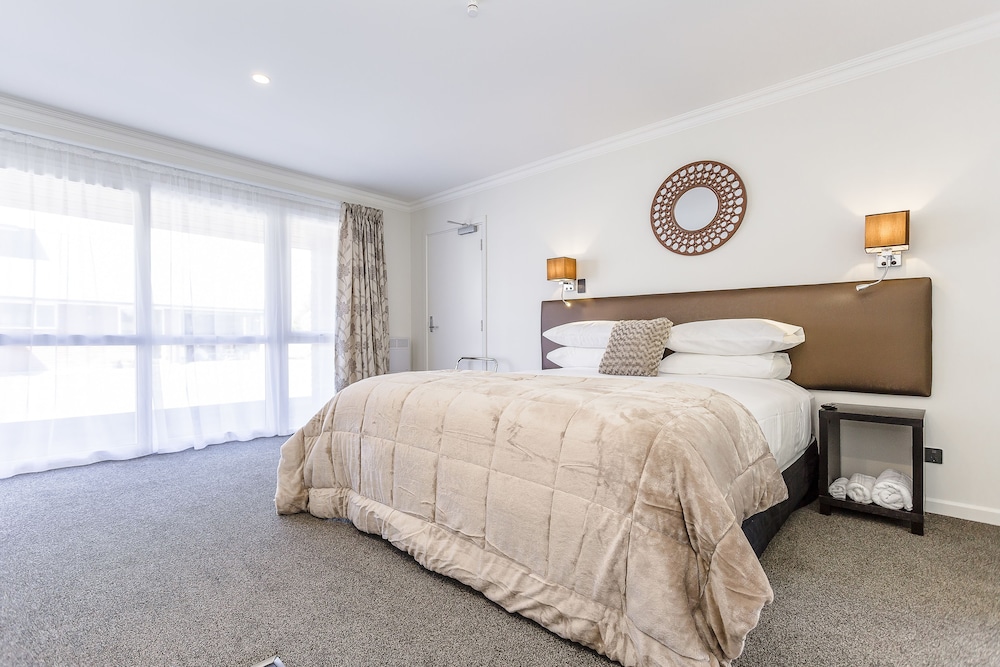Superior Dunedin Apartments - Dunedin