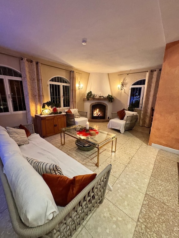 ´Beach & Golf' Large Family Villa, Huge Garden, Private Pool, 350m To The Beach. - San Pedro