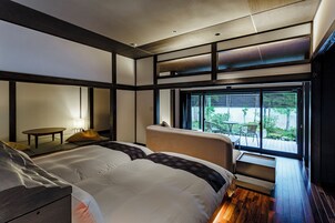 Villa Júnior, não fumadores (Japanese-style) | Edredões de penas, cofre no quarto, com decoração personalizada 