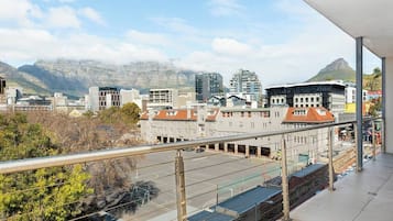 Apartamento, 2 quartos, vista para a montanha | Vista da sacada