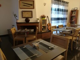 Zona de pequenos-almoços