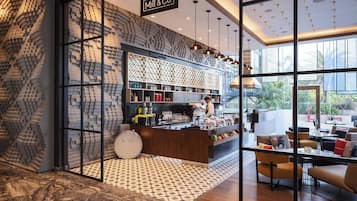 2 restaurantes, pequenos-almoços servidos, cozinha asiática