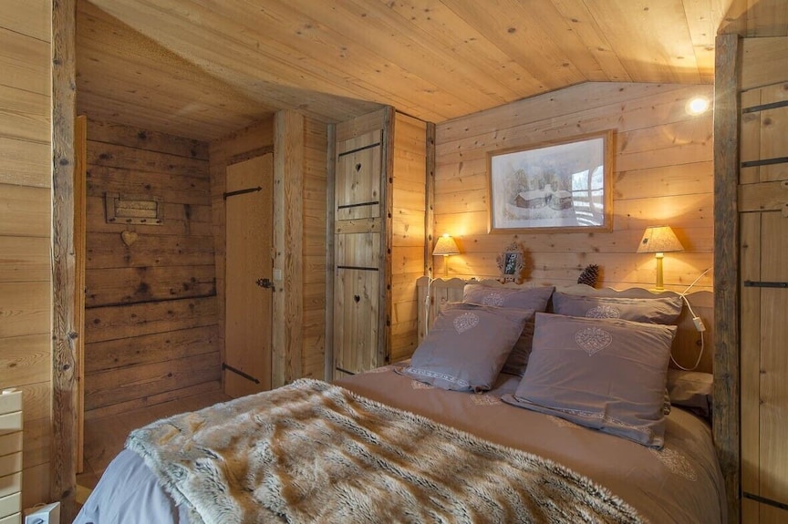 Ferme Traditionnelle Des Aravis Rénovée Avec Goût Et Confort. - Le Grand-Bornand