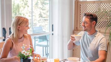 Almoço e jantar, culinária regional