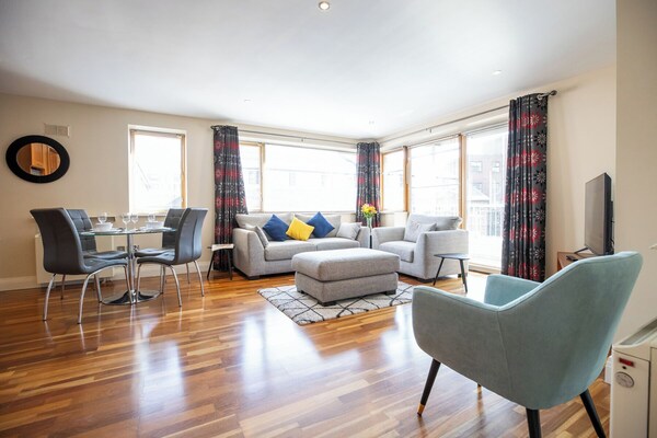 Georgian Square Apartments - Dublin