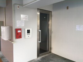 Entrada (vista interior)