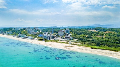 Gangneung Pension Sea and - Pet Friendly