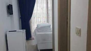Minibar, quartos insonorizados, ferro/tábua de engomar, Wi-fi grátis