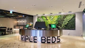 Check-in e check-out automático