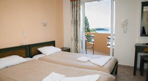 Estúdio, vista para o mar | Quartos insonorizados, ferro/tábua de engomar, Wi-fi grátis 