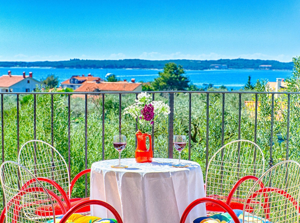 Blue Story Apartments - Pula